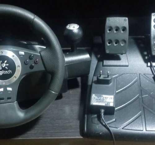 Logitech Driving Force Pro (900 градусов)