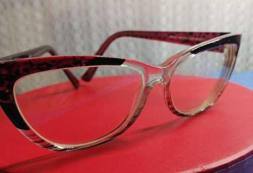 Женские очки(новые на минус 1,5)
