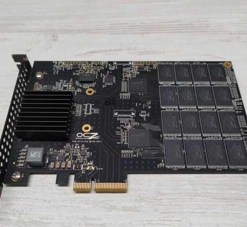 SSD OCZ 240 гб RevoDrive 3 PCI-Express 240 GB