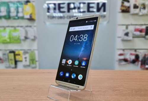 ZTE Axon 7, 4/64 ГБ