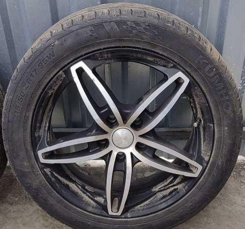 Kumho Ecsta PS31 215/50 R17 95W