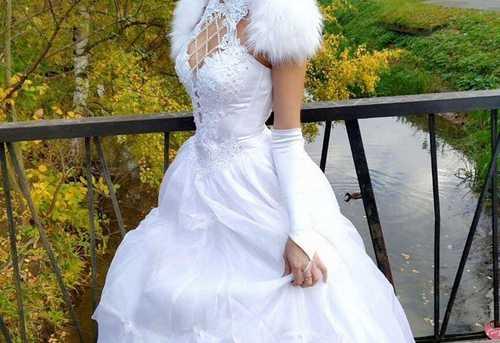 Идеальное свадебное платье пышное с корсетом