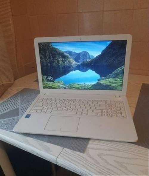 Ноутбук Asus K540L