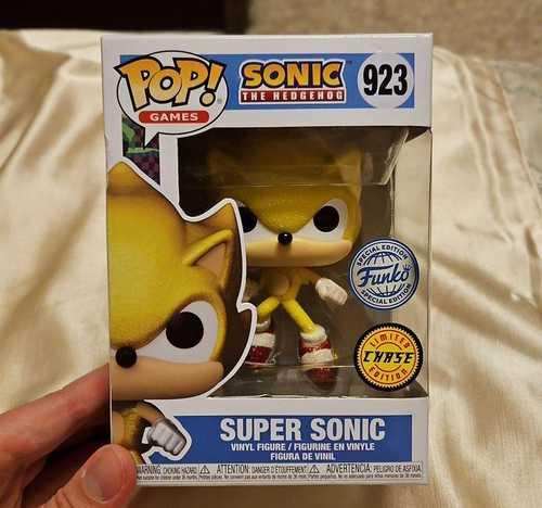 Funko pop Super Sonic (chase)