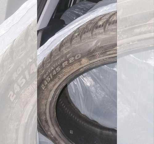 Pirelli Scorpion Ice Zero 2 245/45 R20 103H