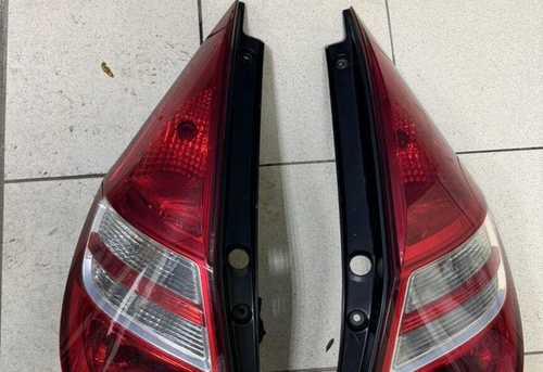 Hyundai i30 фонарь правый и левый