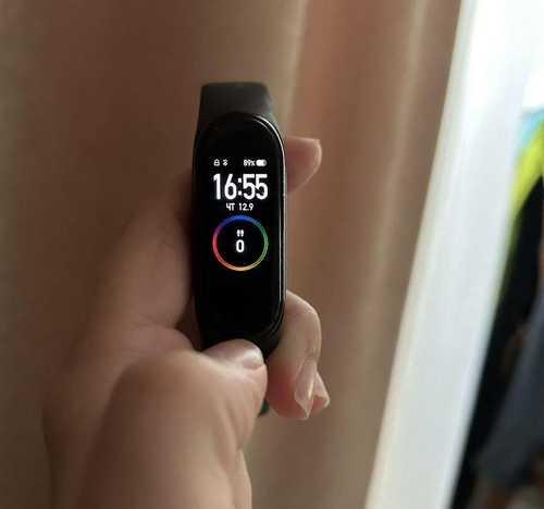 Фитнес браслет xiaomi mi band 4