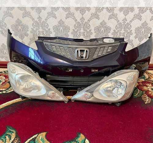 Фары на Honda fit