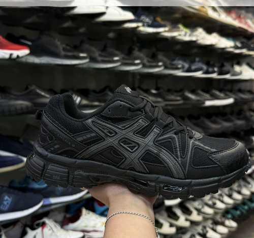 Кроссовки asics