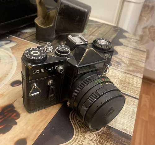 Пленочный фотоаппарат zenit em СССР