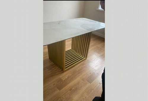 Керамический стол под мрамор