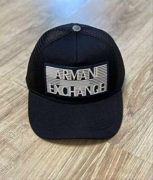 Фирменная кепка Armani Exchange