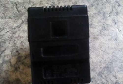 AC/DC adaptor 220V 50Hz 0.4 A output 9V