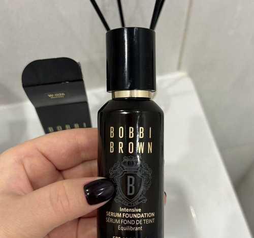 Тональный крем Bobbi Brown