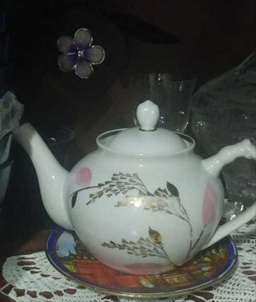 Антикварный заварочный чайник Дулево Мимоза