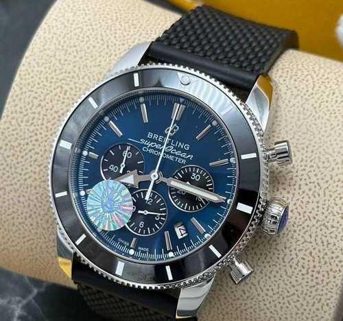 Часы Breitling Superocean Chronometer