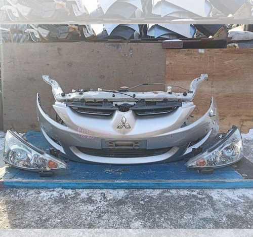 Nose cut Mitsubishi Grandis NA4W 4G69