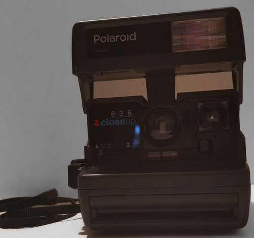 Пленочный фотоаппарат Polaroid 636 close up