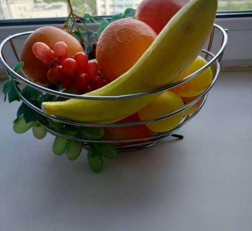 Набор искусственных фруктов в вазе
