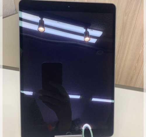 Планшет apple iPad Air 3