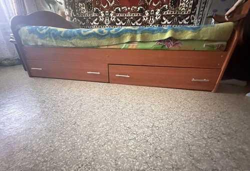 Кровать полуторка с матрацем