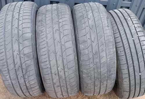 Toyo Tranpath MPZ 215/60 R17