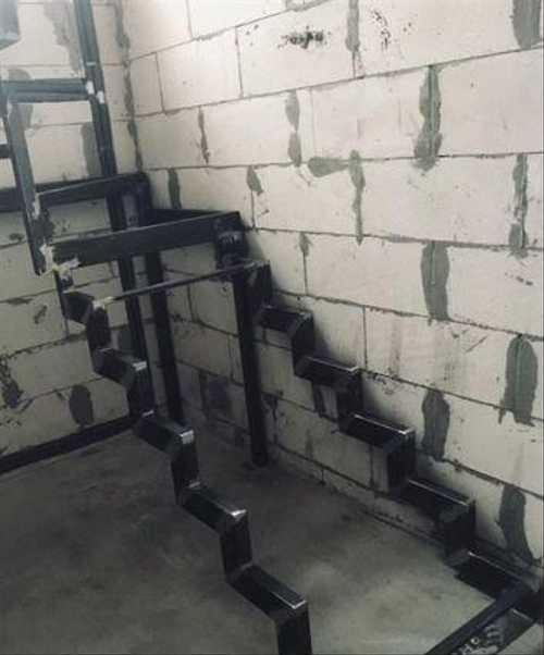 Металлокаркас Г-образной Лестницы в Коттедж