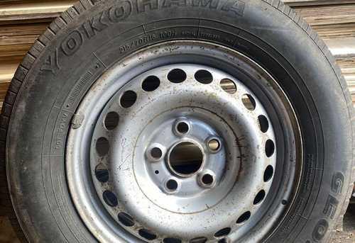 Yokohama Geolandar G033V 215/70 R16 100H