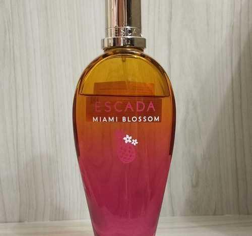 Miami Blossom Escada EDT от 100 мл