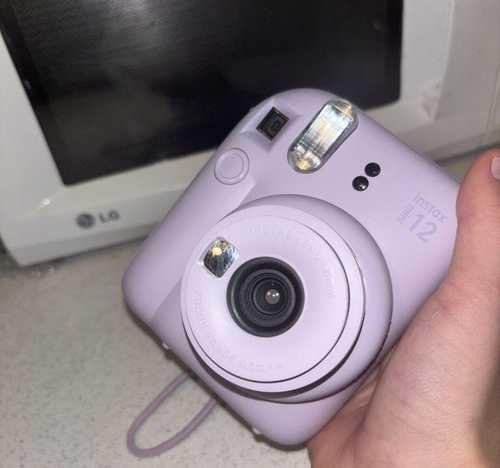 Фотоаппарат instax mini 12