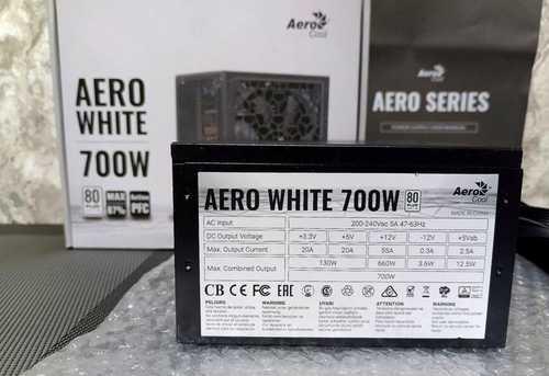 Блок питания Aerocool aero white 700Вт 80+
