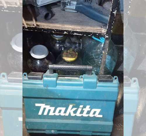 Шуруповерт makita для коловорота