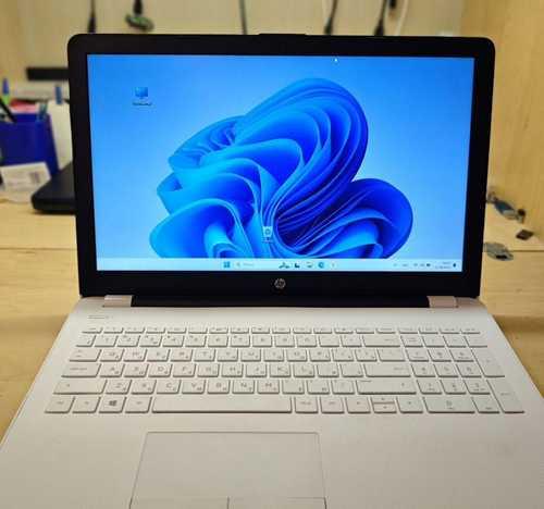 Ноутбук HP Notebook - 15-rb512ur