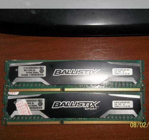 Crucial 8+8 гб DDR3 BLS8G3D1339DS1S00