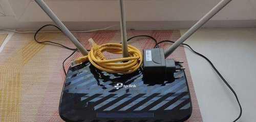 Wifi роутер tplink 3 антенны отличный сигнал 100м²