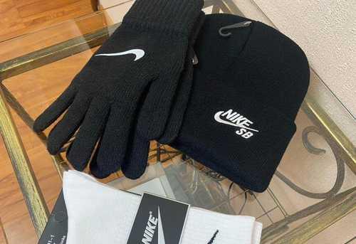 Бренд Nike комплект шапка перчатки