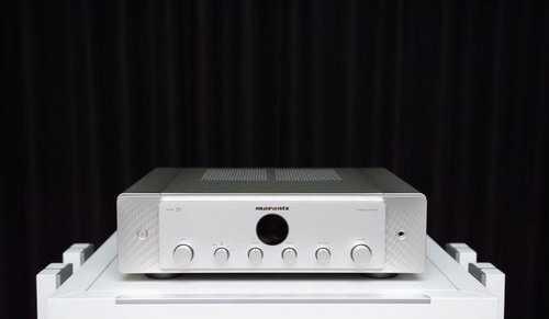 Усилитель интегральный Marantz Model 30