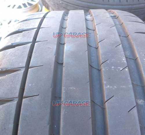 Michelin Pilot Sport 4 S 225/35 R19 88Y