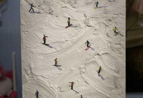 Объемная картина лыжники