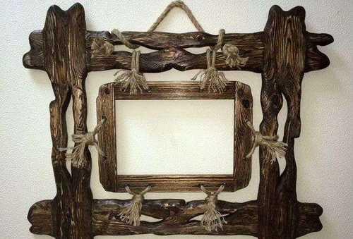 Зеркало под старину в деревянной раме