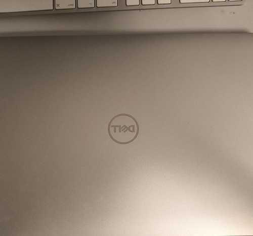 Dell XPS 15 9570 i7-8750H 16G