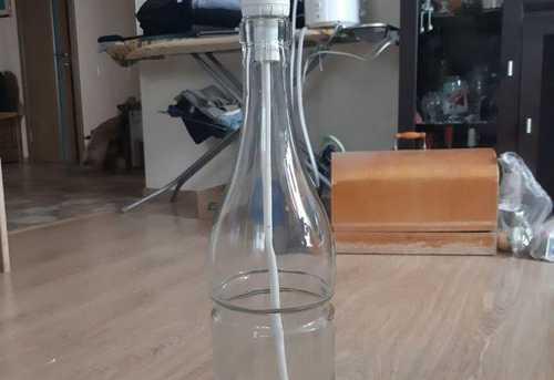 Бутылка с насосом