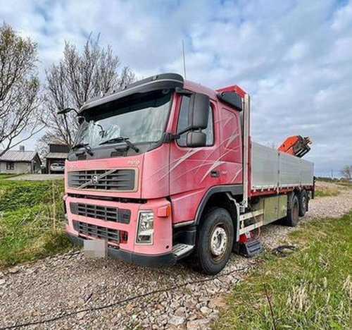 Pазбираем грузовик Volvo FM 2001-2005