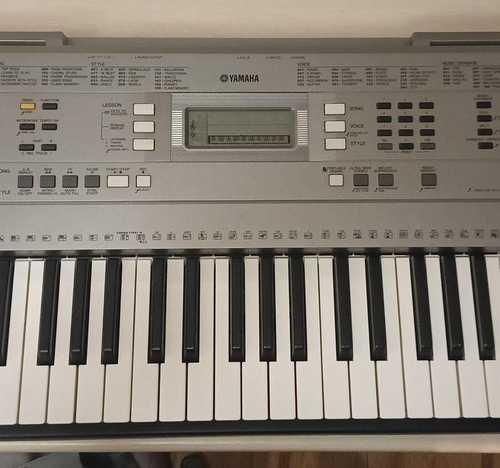 Синтезатор Yamaha psr e353