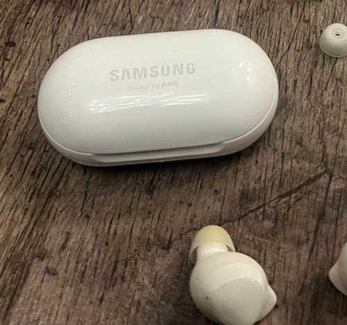 Наушники Samsung Galaxy Buds plus