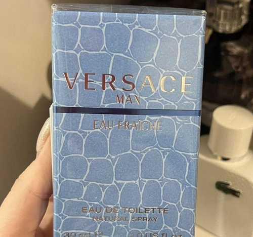 Мужской парфюм versace,lacoste,ferragamo