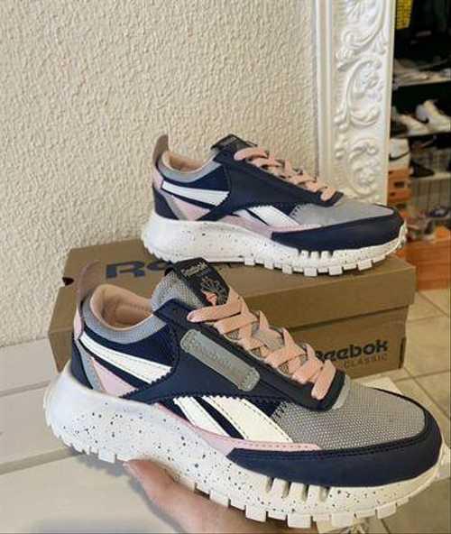 Кроссовки Reebok Classic Leather Legacy