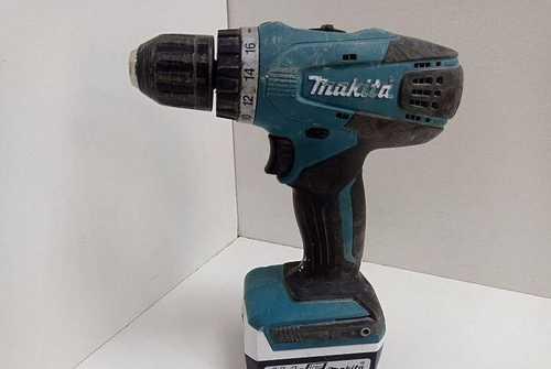 Шуруповерт Makita DF347D