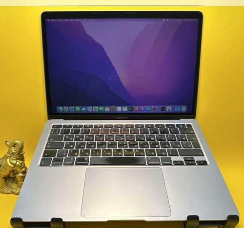 MacBook Air 13 2020 i3/8gb/256gb Space Gray