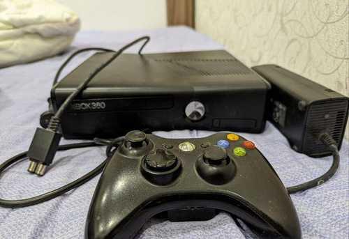 Xbox 360s не прошитый с дисками